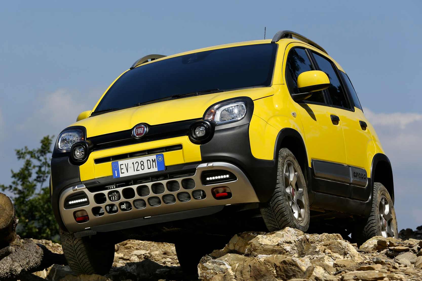Fiche technique Fiat Panda Cross 0.9 TwinAir 85 2020 Fiche technique Fiat Panda Cross 0.9 TwinAir 85 2020