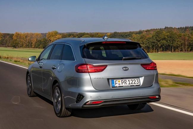 Quelle est la taille du coffre de Kia Ceed SW année 2020 Quelle est la taille du coffre de Kia Ceed SW année 2020